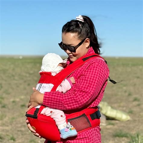 ӨНГӨЛӨГ ШИНЭХЭН ЗАГВАРУУД БИДНИЙ Өмнөговь Бидний дэлгүүр Facebook