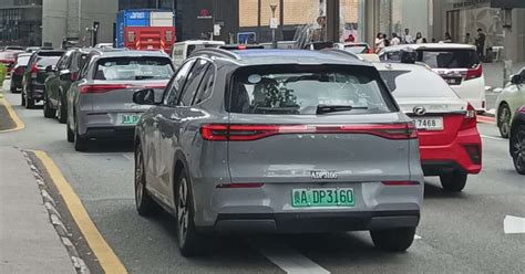 Geely Galaxy E5 Evs Sighted In Kuala Lumpur Proton Emas 7 Suv Twin Seen On Malaysian Roads