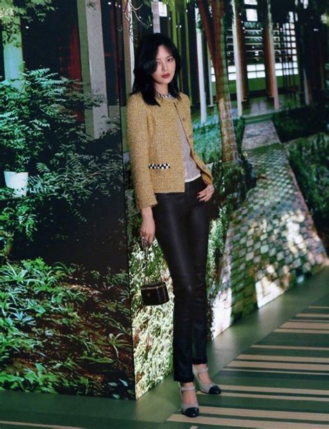 辛芷蕾为什么备受时尚圈的钟爱？不仅仅人品好，有气质，还会穿搭 哔哩哔哩
