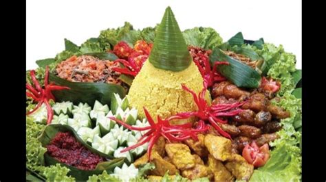 Foto Nasi Tumpeng Dan Filosofi Yang Terkandung Di Dalamnya