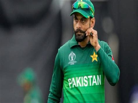 Pakistan Cricket Team हार के बाद पाक टीम में रार आजम ने दिया इस्तीफा