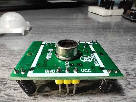 Exploring Home Automation Integrating Passive Infrared Sensors With Arduino