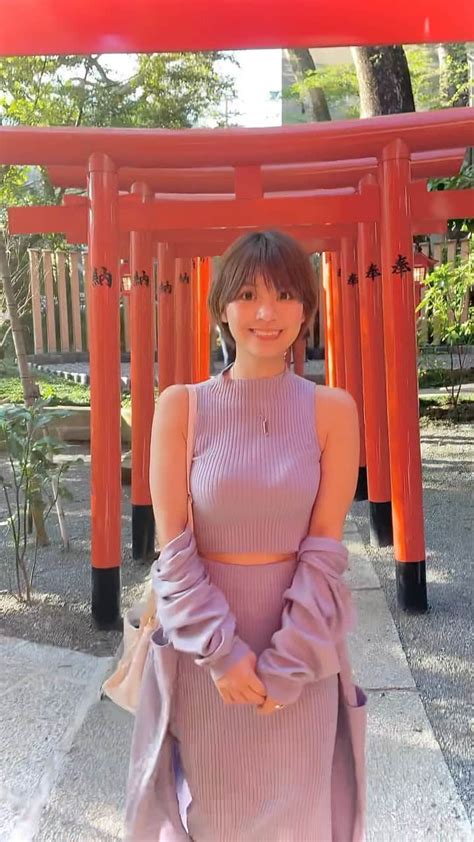 小坂田純奈さんのインスタグラム動画 小坂田純奈Instagram 来宮神社 色んな神社巡りして御朱印集めしてる 神社巡り