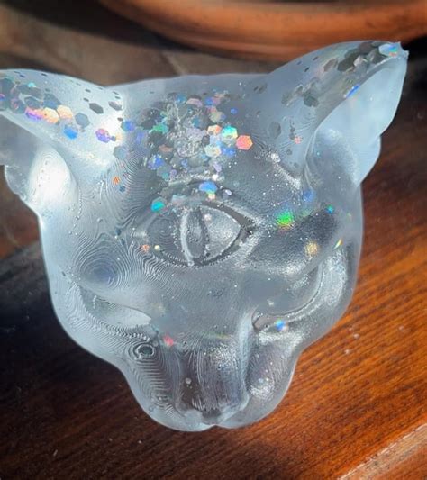 Holo Kitty With A Third Eye Rresin