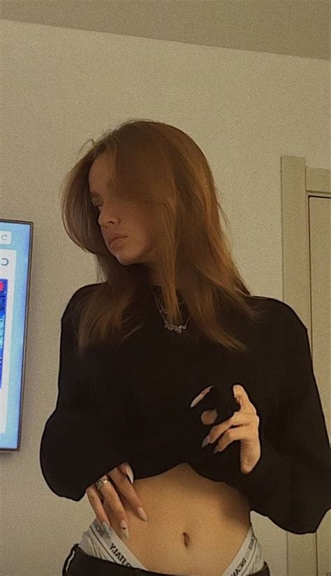 𝐈𝐧𝐬𝐭 𝐢𝐥𝐥𝐢𝐚𝐚𝐧𝐬𝐬𝐬𝐬 Позы для девичьих фото Фотографии девочек Откровенные девушки