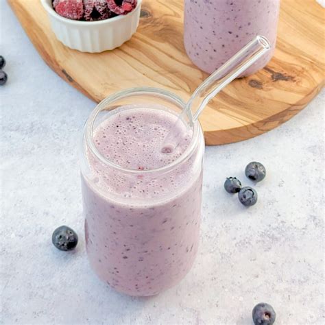 Healthy Raspberry Blueberry Smoothie No Sugar Added
