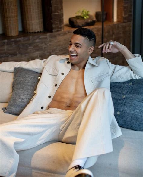 Pin By Vanessa Holmquist On Michael Evans Behling Stylish Celebrities Jordan Baker Fine