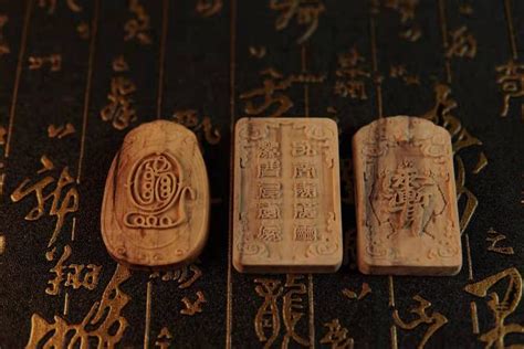 雷击木科普帖，真假雷击木的辨别、雷击木使用中的一些注意事项 知乎