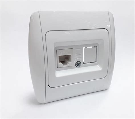 Розетка компьютерная Cat 6 Zirve El Bi белая 3шт купить по низкой