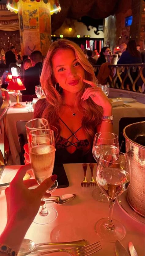 Pin By Marion Aumiaux On Alexa Rivera Modelling Hair Styles Actresses