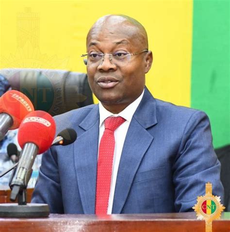 Ministère des Postes et télécommunications Ousmane Gaoual demande plus de cent soixante deux