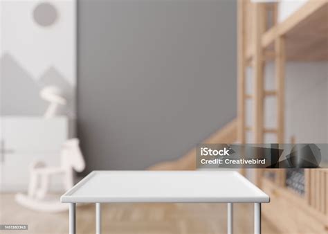 빈 흰색 테이블 상판과 흐릿한 키즈 룸 인테리어가 배경에 있습니다 개체 제품 장난감 프레젠테이션을 위한 공간을 복사합니다 디스플레이 프로모션 광고 3d 렌더링 0명에 대한