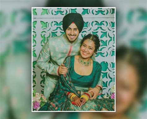 Finally Married Neha Kakkar And Rohanpreet Get Married In Gurudwara In
