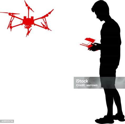 남자의 검은 실루엣은 무인 쿼드 콥터 벡터 일러스트를 작동 드론 파일럿에 대한 스톡 벡터 아트 및 기타 이미지 드론 파일럿