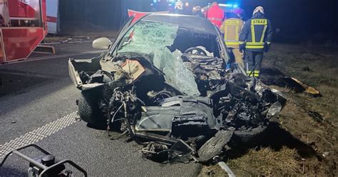 Olsztyn 33 latek spowodował wypadek na prostej drodze Nie żyje