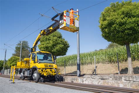 Unimog In Road Rail Operations