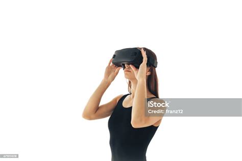 가상 현실 안경 아름 다운 그림으로 스포츠 선수 여자 미래 기술 개념입니다 현대 이미징 기술입니다 Friendly Match에