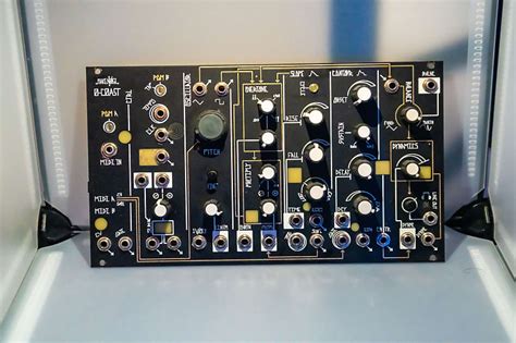Make Noise 0 Coast Patchable Synthesizer 2008 Present Reverb