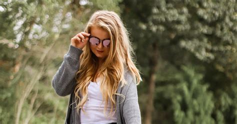 Why Do Single Moms Date A Lot Girlsaskguys