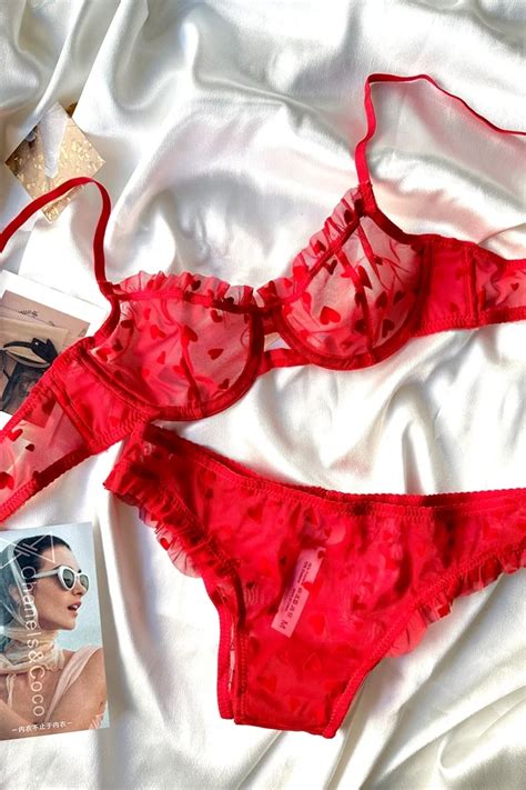 Sexy Ultra Thin Large Breasts Show Small Underwear Female Love Lace Bra