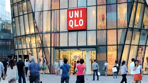 Uniqlo Sex Video Goes Viral Dw 07162015