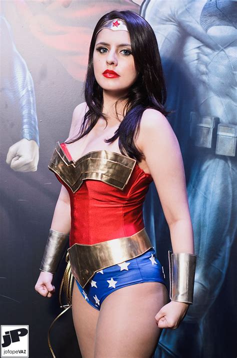 Wonder Woman Cosplay