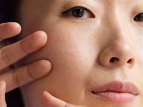 This Intense Korean Facial Massage Can Transform Your Face—and We Tried It