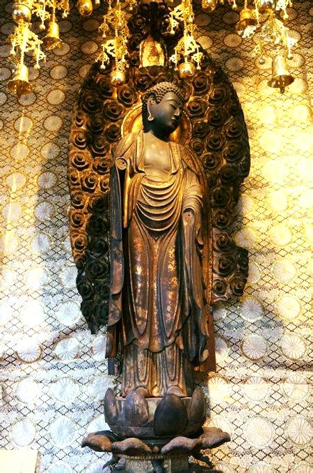 台北通法禪寺 通法寺 恭錄《南宗頓教最上大乘摩訶般若波羅蜜經六祖惠能大師於韶州大梵寺施法壇經》 法海又白：「大師今去，留付何法