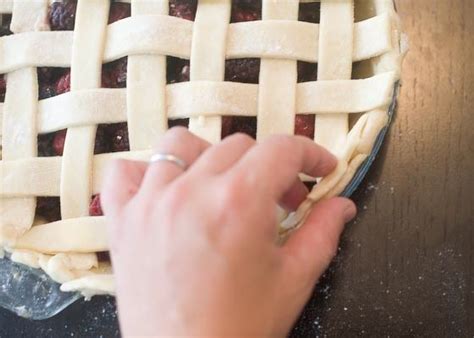 How To Shape Pie Crust Sweet Technique
