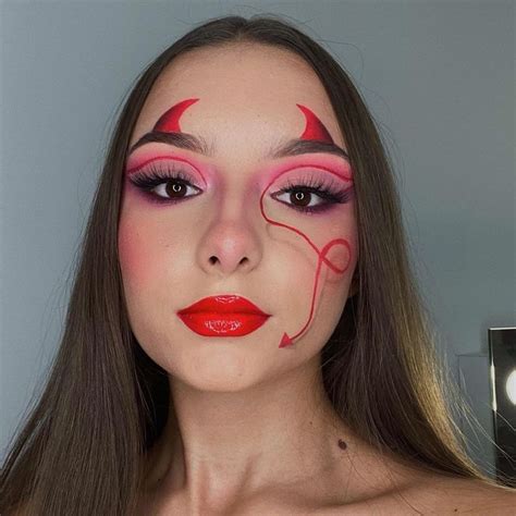 42 Easy Halloween Makeup Ideas Diy These Looks For 2024 Trucco Per