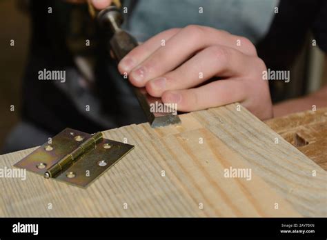 Flat Chisel Hi Res Stock Photography And Images Alamy