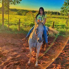 JHULI GABRIELA GABI jhuligabriela Instagram photos and videos Cavalos Inspiração para