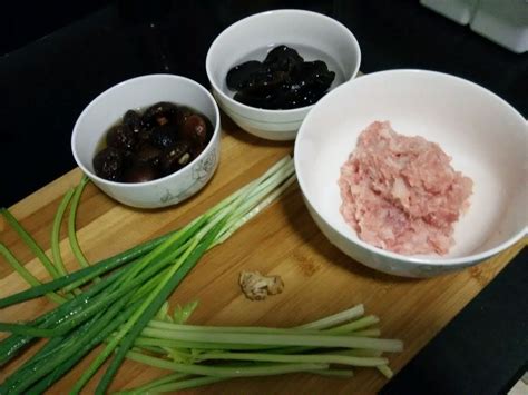 香菇饺子馅配料表素馅饺子馅配料表大山谷图库
