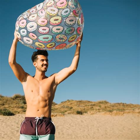 Junge Am Strand Kostenlose Foto
