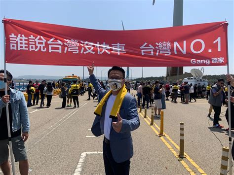 「打龜」成功 台灣賽車教父「廖老大」 軋贏中國「杰尼龜」
