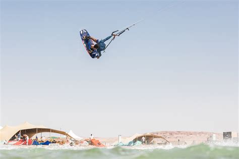 Get Ready Qatar Airways GKA Freestyle Kite World Cup Neom