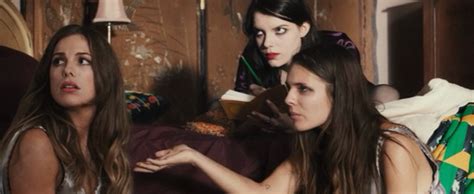 Caitlin Stasey Caitlin Stasey Photo Fanpop