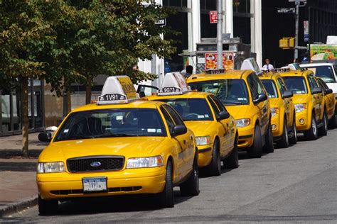 File Yellow Cabs In New York