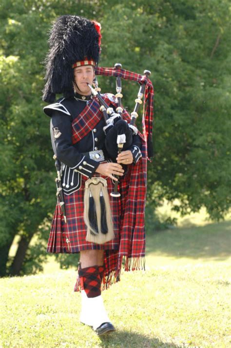 Famous Bagpipe Players