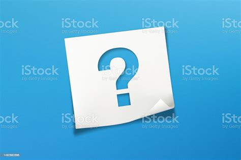 青い背景に疑問符が付いているノート用紙 Guiのストックフォトや画像を多数ご用意 Gui アイコン アイデア Istock