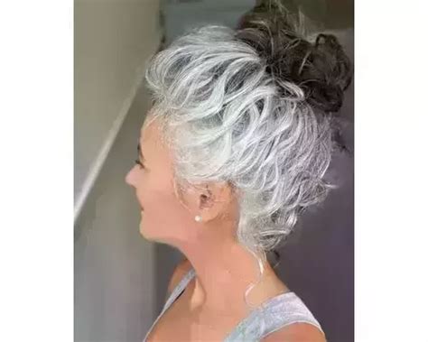 55 Most Popular Shag Haircuts For Women Over 60 Fabbon