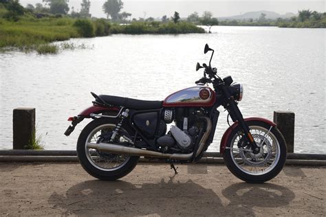Bsa Gold Star 650 Review The Star Reborn Bike India