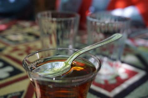 Premium Photo Close Up Of Drink In Drinking Glass On Table