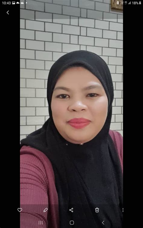 Nasi Ayam Gepuk Kerabu Nasi Ayam Gepuk Kerabu Mangga