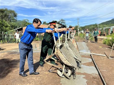 Kon Tum Ra Quân Chiến Dịch Tình Nguyện “hành Quân Xanh” Ảnh Thời Sự