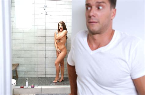 Evelin Stone Fucking In The Floor With Her Lingerie My Friends Hot Girl