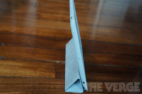 IPad Smart Case Hands On Photos The Verge
