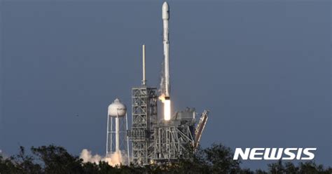 스페이스x 재활용 로켓 발사 성공