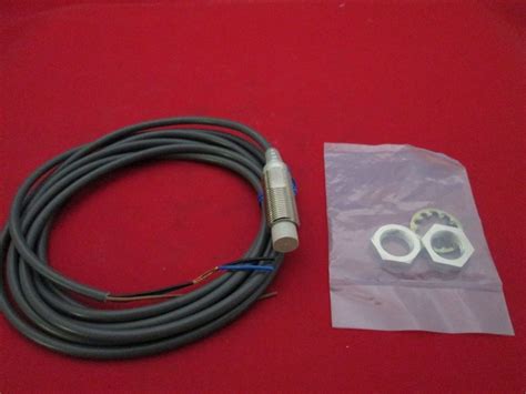 Omron E2e X5me1 Proximity Switch Process Industrial Surplus