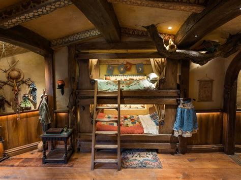 تجربه زندگی در دنیای خیال انگیز هابیت ها کجارو